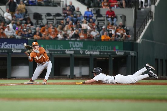 Missouri Infielder Luke Mann 11 Slides Editorial Stock Photo - Stock ...