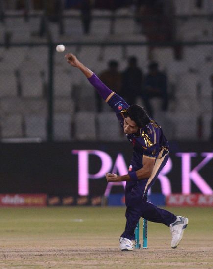 Quetta Gladiators Bowler Muhammad Hasnain Bowl Editorial Stock Photo ...