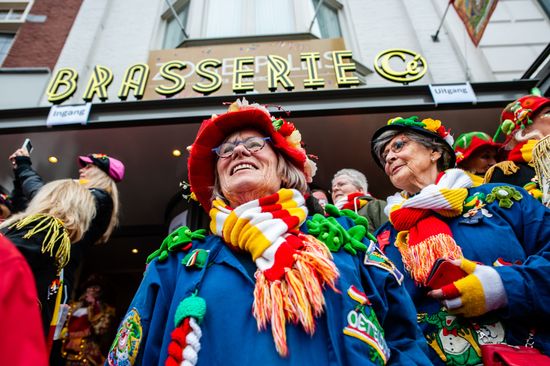 People Wearing Official Oeteldonk Traditional Costume Editorial Stock ...