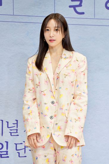 Ahn Heeyeon Exid Hani Editorial Stock Photo - Stock Image | Shutterstock