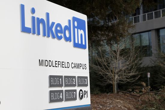 Exterior View Linkedin Corporate Headquarters Office Editorial Stock ...