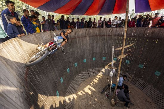 Riders Pull Off Deathdefying Stunts Wow Editorial Stock Photo - Stock ...