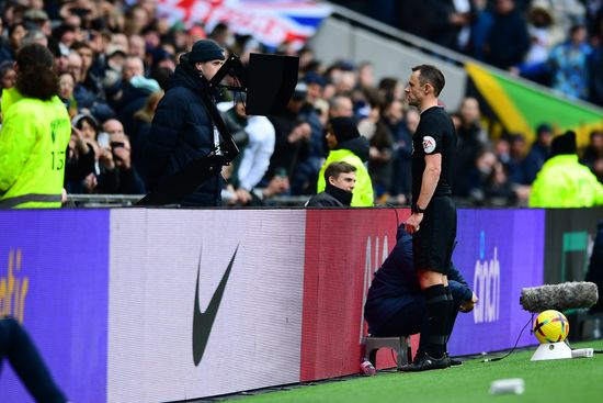 Referee Stuart Attwell Checks Var Screen Editorial Stock Photo - Stock ...