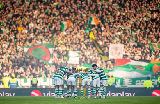 Celtic Huddle Hampden Park Glasgow Scotland Editorial Stock Photo ...
