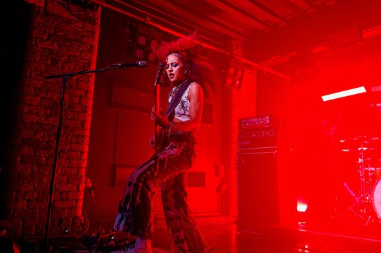Georgia Smith Bassist English Rock Duo Editorial Stock Photo - Stock ...