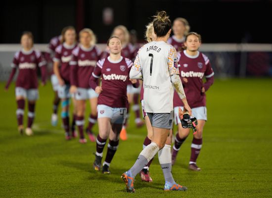 Goalkeeper Mackenzie Arnold West Ham United Editorial Stock Photo ...