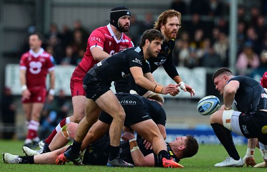 Sam Maunder Exeter Chiefs Spins Ball Editorial Stock Photo - Stock ...
