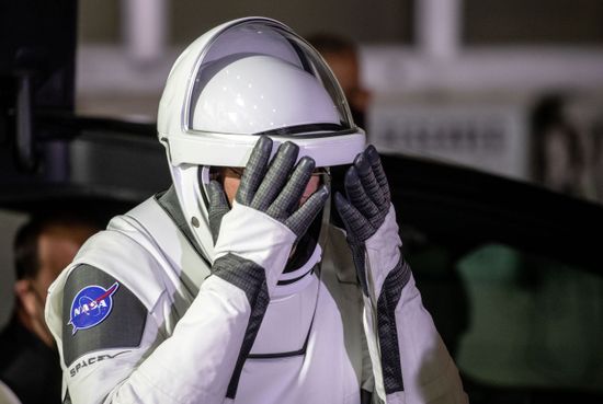 Nasa Mission Commander Stephen Bowen Walks Editorial Stock Photo ...