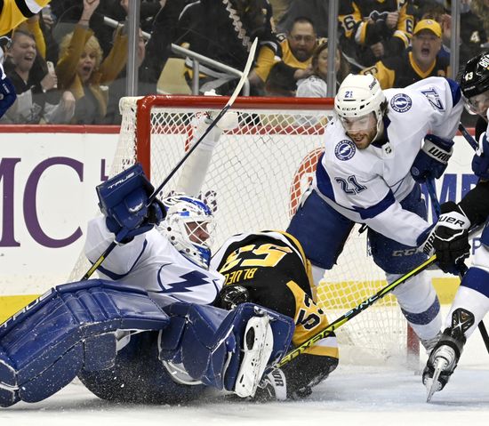 Pittsburgh Penguins Center Teddy Blueger 53 Editorial Stock Photo ...