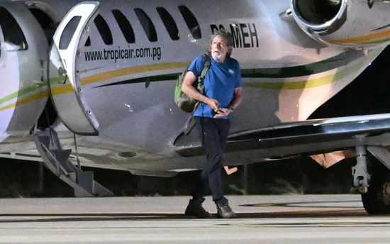 Professor Bryce Barker New Zealand Leaves Editorial Stock Photo - Stock ...