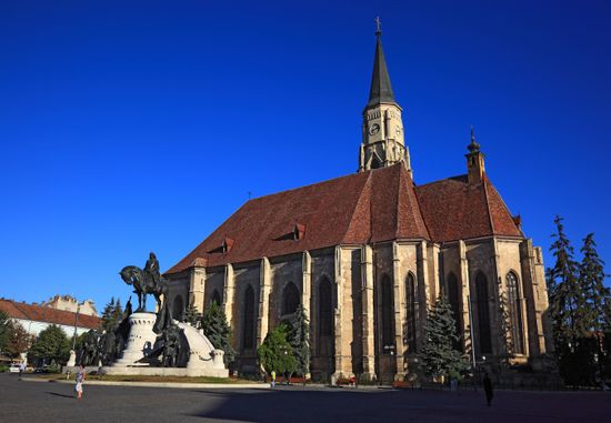 Equestrian Statue Matthias Corvinus Matthias Rex Editorial Stock Photo ...