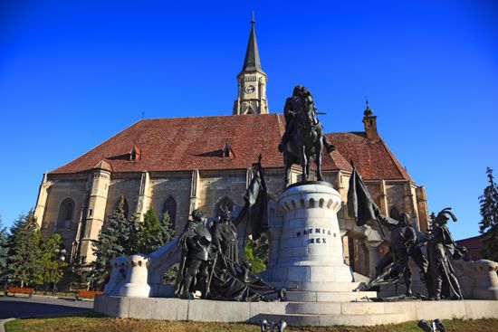 Equestrian Statue Matthias Corvinus Matthias Rex Editorial Stock Photo ...