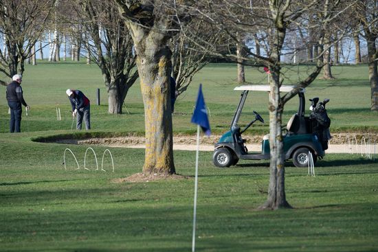 Winter Hill Golf Club Cookham Berkshire Editorial Stock Photo - Stock ...