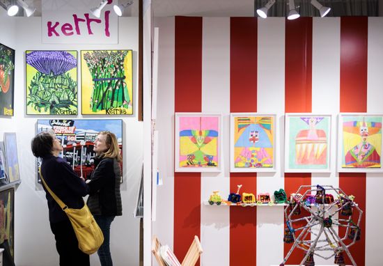 People Look Paintings On Display Outsider Editorial Stock Photo - Stock ...