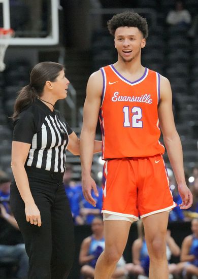 Referee Amy Bonner Talks Evansvilles Chris Editorial Stock Photo ...