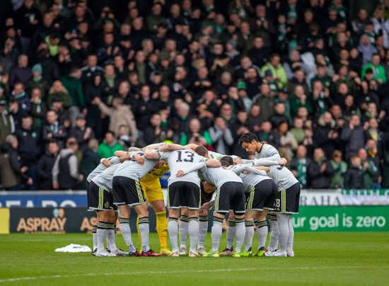 Celtic Huddle Pregame St Mirren Park Editorial Stock Photo - Stock ...