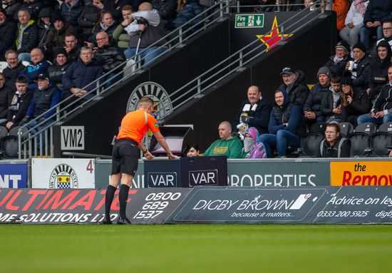 Referee David Dickinson Checks Var Awards Editorial Stock Photo - Stock ...