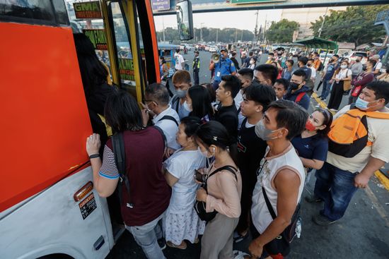 Commuters Approach Ride Bus Charging Regular Editorial Stock Photo ...