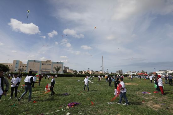 Palestinian Children Fly Kites Show Their Editorial Stock Photo - Stock ...