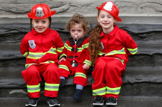 Members Orthodox Jewish Community Dressed Firefighters Editorial Stock ...
