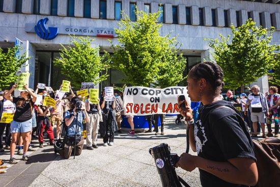 Social Justice Climate Activists Nonviolently March Editorial Stock ...