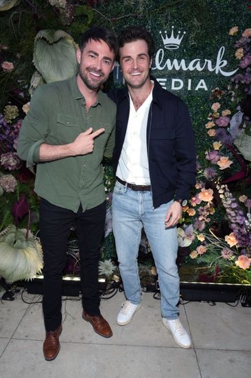 Jonathan Bennett Beau Mirchoff Attend Exclusive Editorial Stock Photo ...
