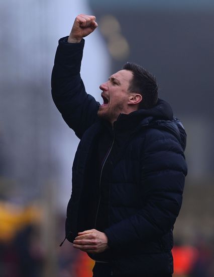 Winning Celebrations Stuart Maynard Manager Wealdstone Editorial Stock ...