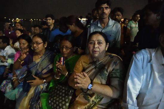Devotees React During Ganga Aarti Puja Editorial Stock Photo - Stock ... Devotees React During Ganga Aarti Puja Editorial Stock Photo - Stock ...