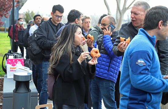 Customers Wait Outside Headquarters Silicon Valley Editorial Stock ...