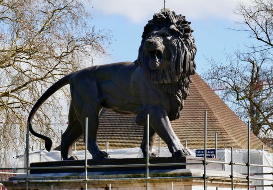 Maiwand Lion Forbury Gardens Maiwand Lion Editorial Stock Photo - Stock ...