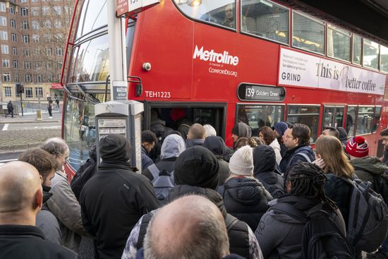Commuters Queue Bus Stops Outside Waterloo Editorial Stock Photo ...