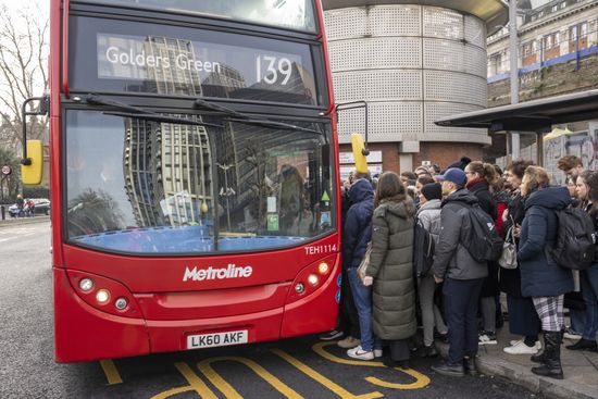 Commuters Queue Bus Stops Outside Waterloo Editorial Stock Photo ...