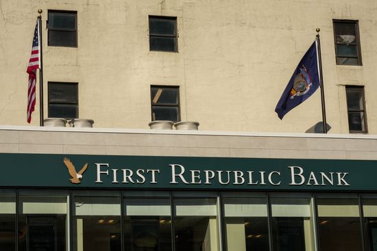 First Republic Bank Logo Seen Chinatown Editorial Stock Photo - Stock ...