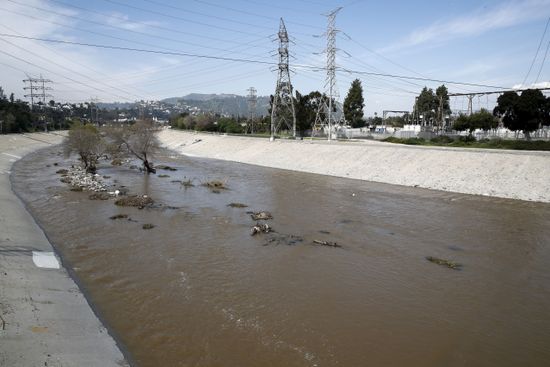 Water Flows Los Angeles River Los Editorial Stock Photo - Stock Image ...