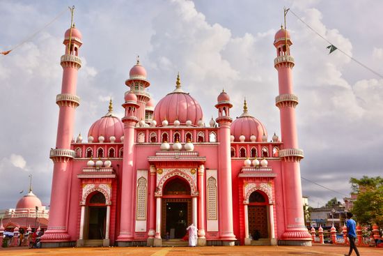 Beemapally Mosque Beemapally Dargah Shareef Thiruvananthapuram ...