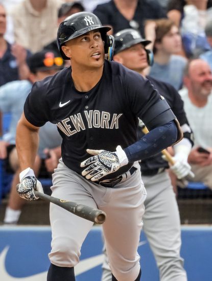 New York Yankees Giancarlo Stanton Watches Editorial Stock Photo ...