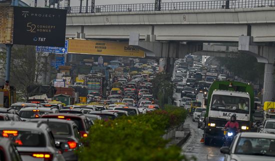 Traffic Moving Slowly Due Heavy Rain Editorial Stock Photo - Stock ...