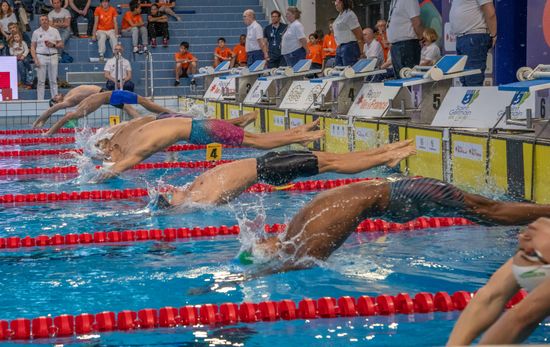 Start Men Backstroke During New Swimming Editorial Stock Photo - Stock ...