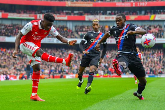 Arsenal Midfielder Bukayo Saka 7 Crosses Editorial Stock Photo - Stock ...