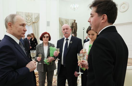 Russian President Vladimir Putin L Toasts Editorial Stock Photo - Stock ...