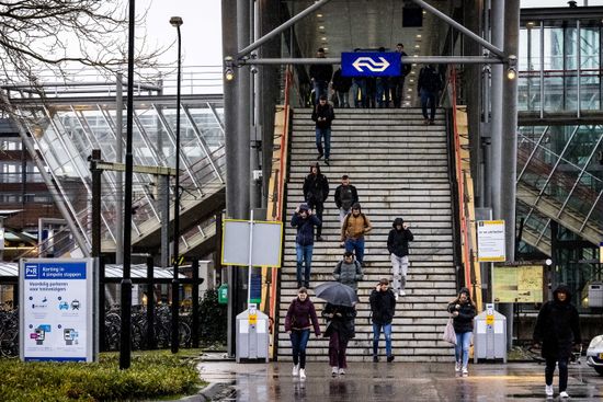 Boxtel Travelers Arrive Sprinter Boxtel Station Editorial Stock Photo ...