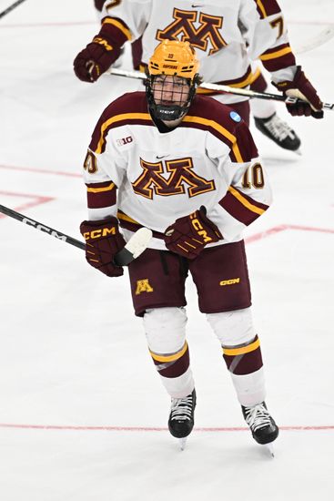 Minnesota Gophers Forward Connor Kurth 10 Editorial Stock Photo - Stock ...
