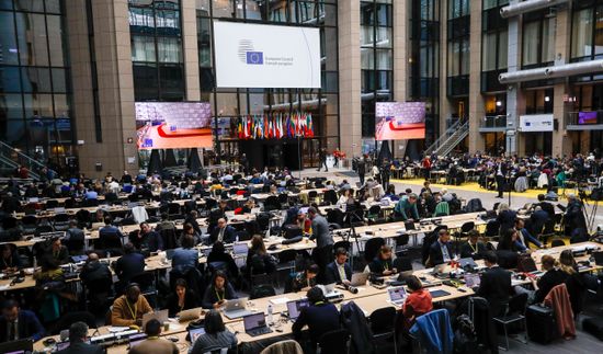 Main Press Room Crowded Journalists Reporters Editorial Stock Photo ...