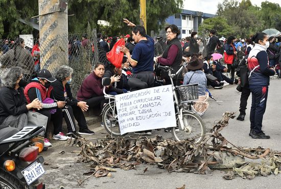 Teachers Form Blockade Across Some Roads Editorial Stock Photo - Stock ...