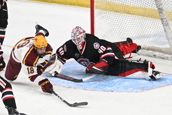 Minnesota Gophers Forward Mason Nevers 18 Editorial Stock Photo - Stock ...