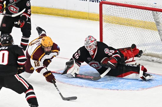 Minnesota Gopher Forward Mason Nevers 18 Editorial Stock Photo - Stock ...