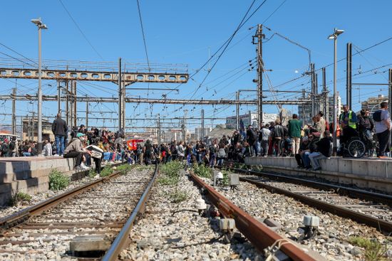 Young Demonstrators Obstruct Traffic Lanes Marseille Editorial Stock ...