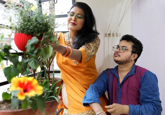 Indian Transgender Couple Tista Das L Editorial Stock Photo - Stock ...