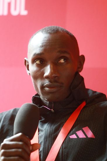 Male Winner Roncer Kipkorir Konga Gives Editorial Stock Photo - Stock ...