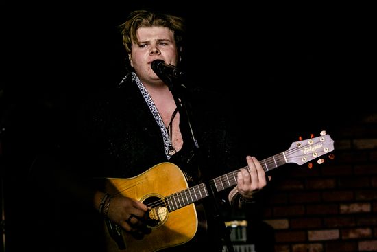American Idol Contestant Alberta Brayden King Editorial Stock Photo ...